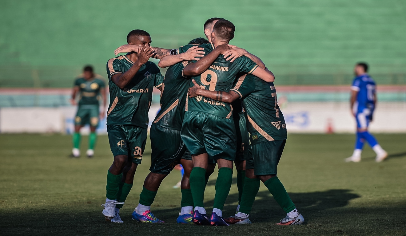 Feira FC vence o Camaçari por 3 a 0 e mantém 100% na Série B